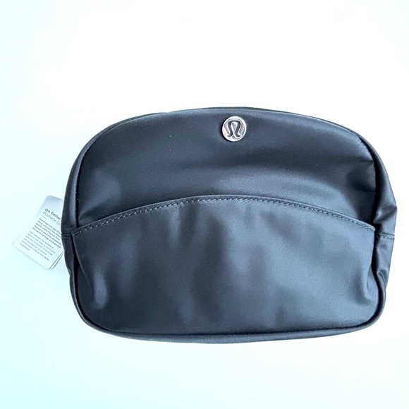 lululemon athletica | Bags | Lululemon Go Getter Pouch 2l Black Nwt ...